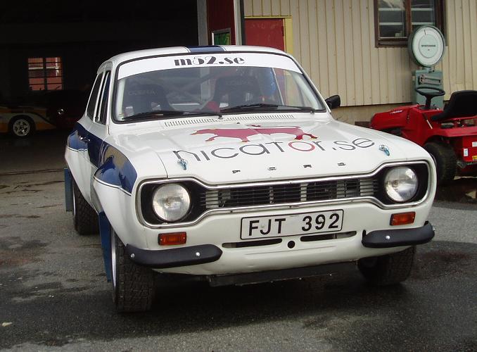 Ford Escort RS1600 - FJT 392